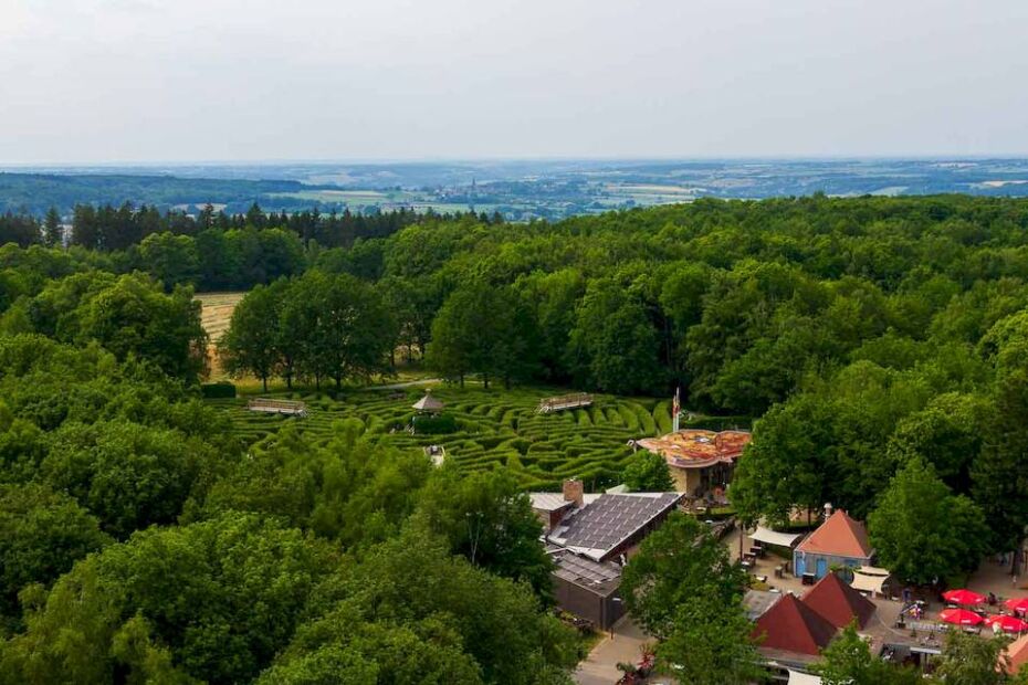 Three-Country Border: Germany, Netherlands and Belgium…